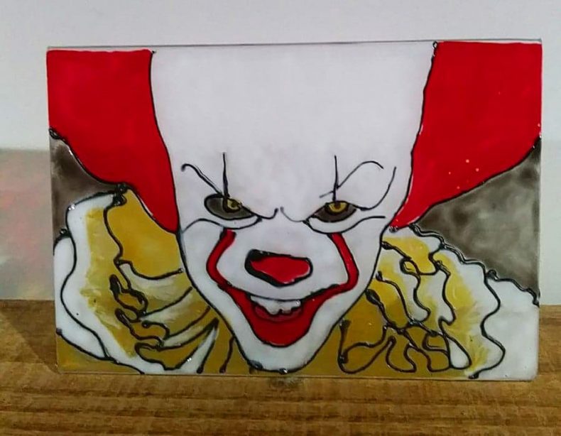 Illinois Artist Captures Horror in Glass – HorrorFix